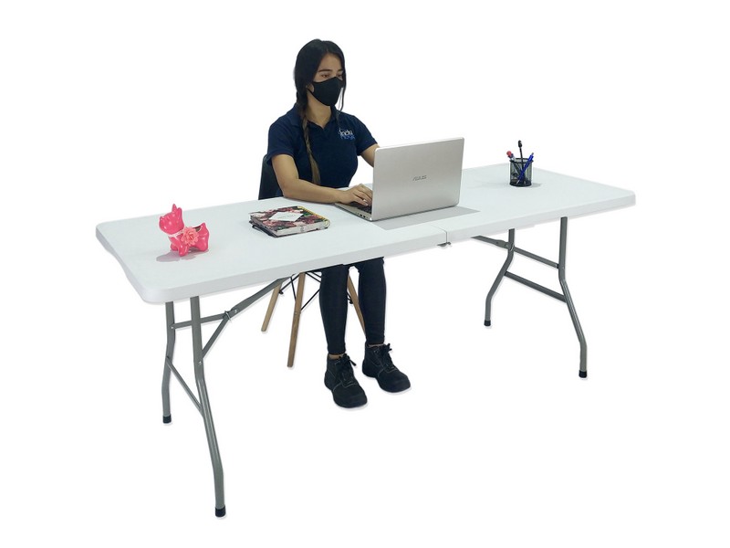 Mesa plegable tipo maletin 180cm X 70cm X 74cm banquetera - Induhogar